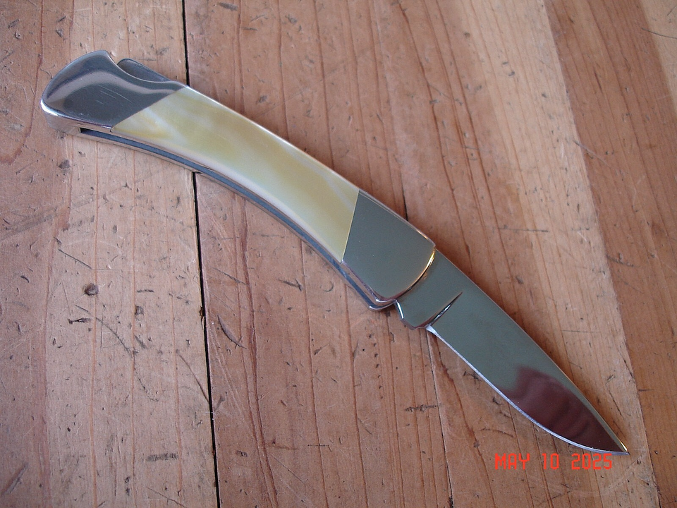 @@ PRE 1986 BUCK KNIFE ULTIMA 1 506 ~ MP 425M BLADE GOLD MOTHER OF ...