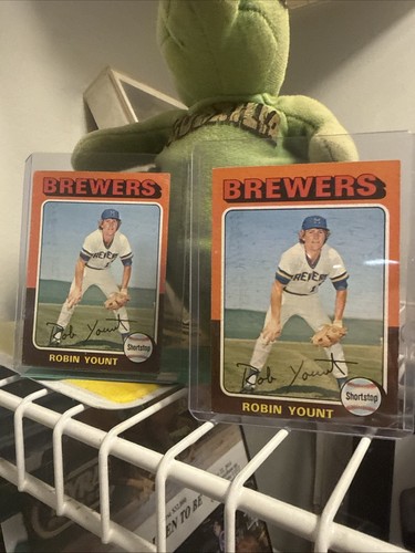 Lot Of Two Robin Yount Rc 1975 Topps Ebay