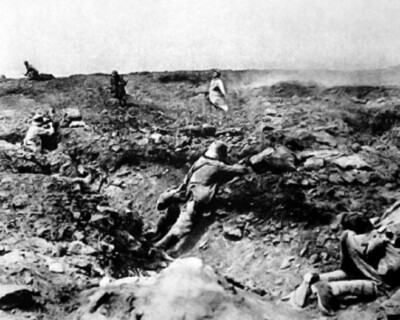 French assault on German positions firing from trench 8x10 WWI WW1 ...