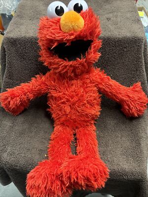 ELMO Hasbro Play All Day 150 Phrase B1541 Plush Toy 22” Talking | eBay