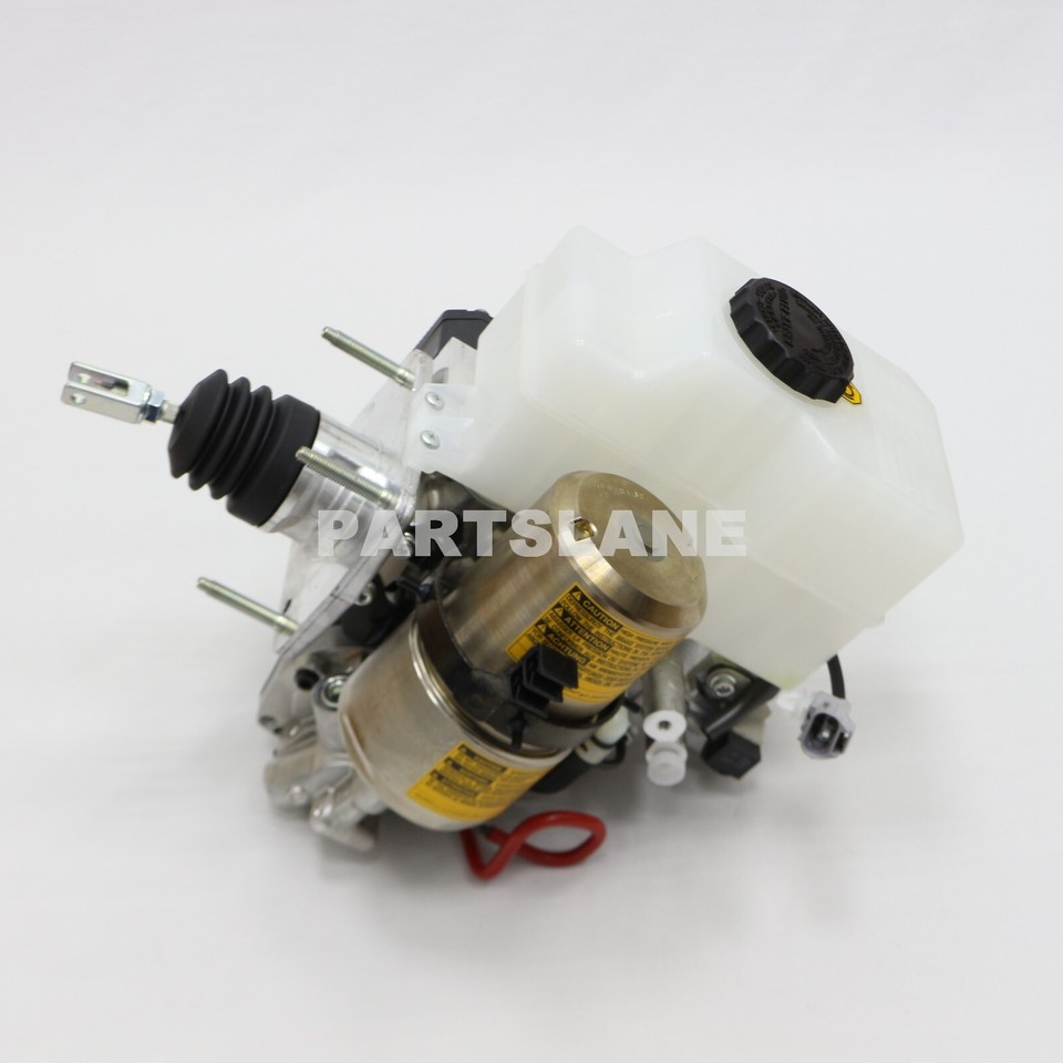 Toyota Land Cruiser OEM Genuine Brake Booster with Master Cylinder ...