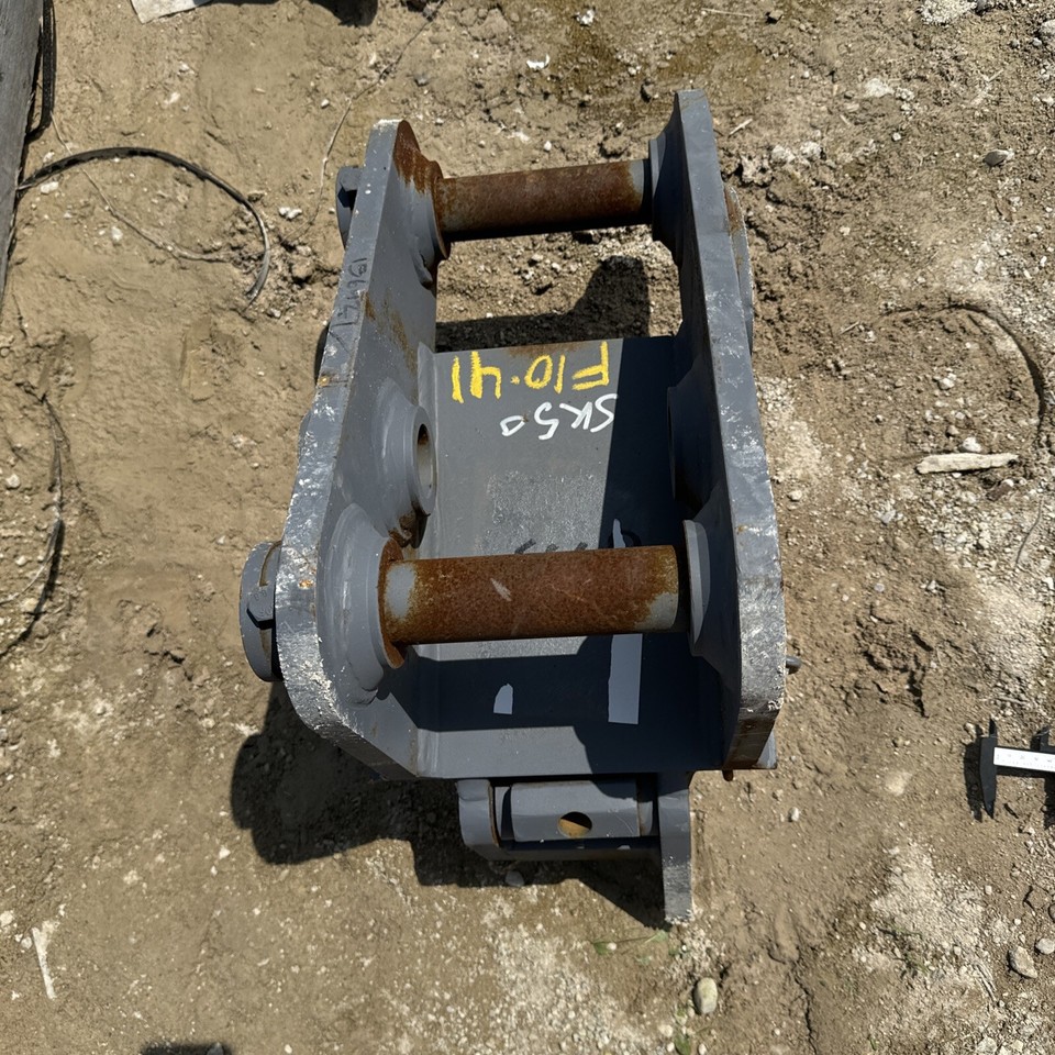 Kobelco SK50 Strickland Quick Coupler Mini Excavator 45 Mm Pins | eBay