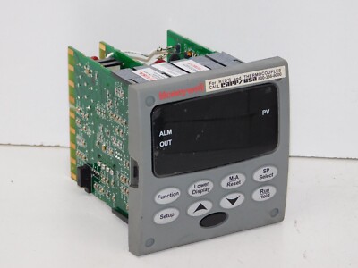 Temperature Controllers - Honeywell Udc2500