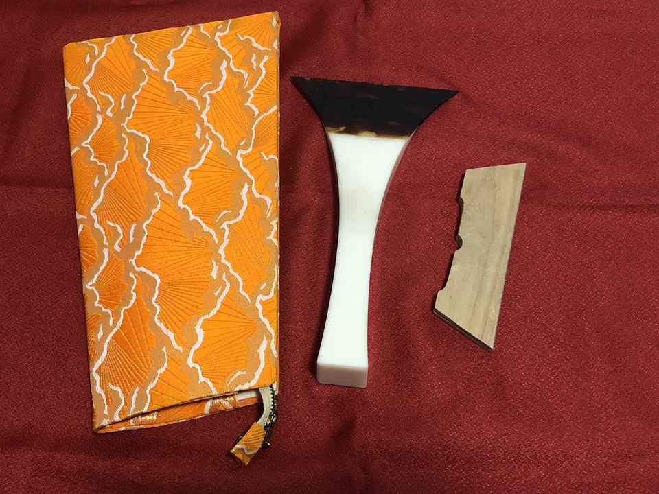 Bachi Shamisen High Quality Plectrum Pick Orange Case Japanese Musical ...