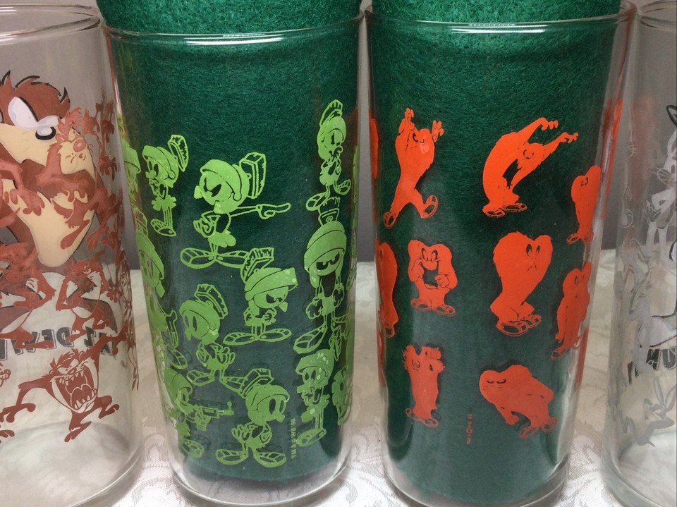 1996 LOONEY TUNES WB STORE GLASS TUMBLER CUP SET-GOSSAMER,TWY,BUGS,TAZ ...