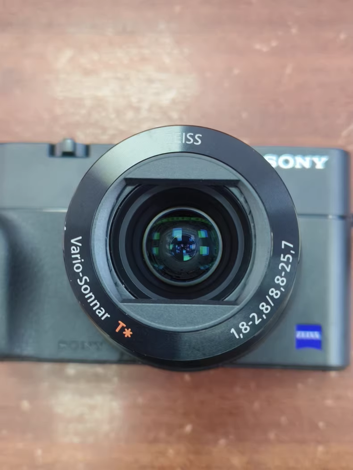 Sony Cyber-Shot DSC-RX100 V RX100M5 Flip Screen WiFi Copact Digital ...