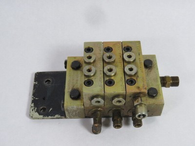 Trabon MSP-40S Lubrication Block W/ Divider Valve 2x MSP-20S 1x MSP-40S ...