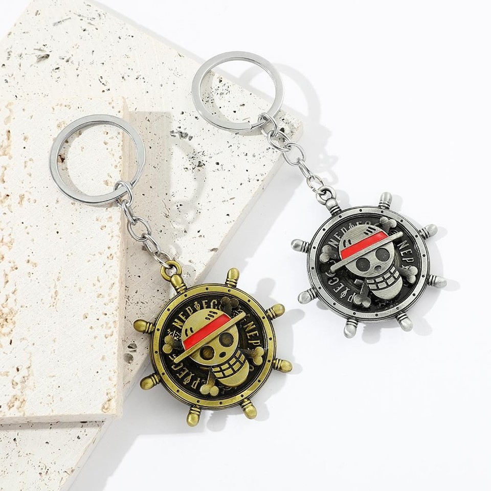 One Piece Keychain Straw Hat Pirates Compass Keyring Anime Gift for ...