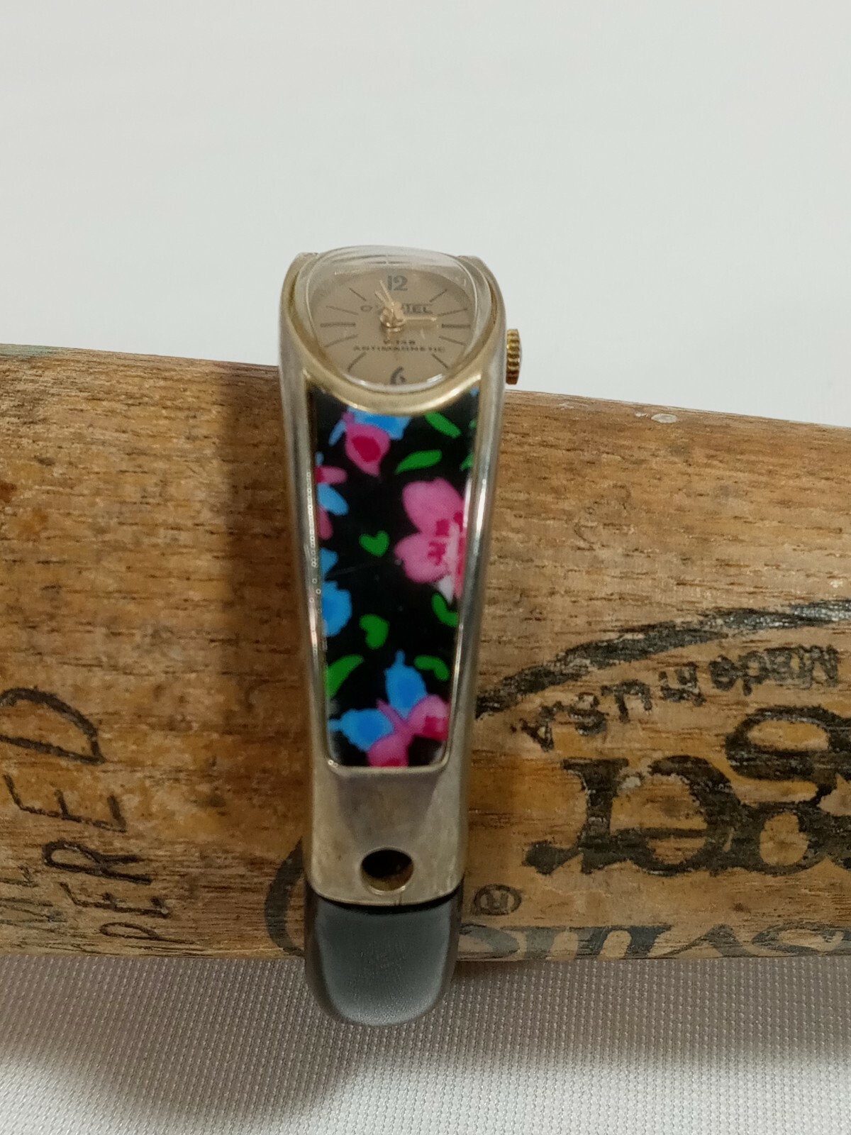 VINTAGE+QUINTEL+WOMAN%27S+WRISTWATCH+%23V-148+GOLD+BLACK+%26+FLORAL ...