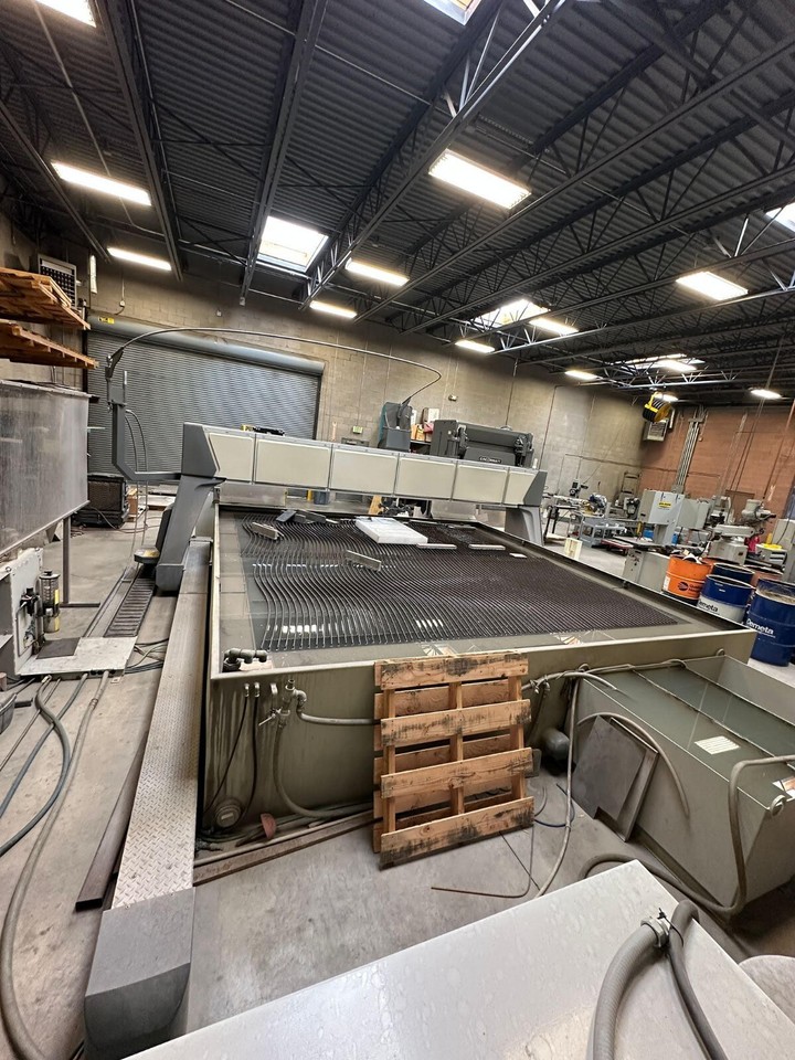 2013 Flow Mach 4 4040c CNC Waterjet XD Head 13x13 Table Size | eBay