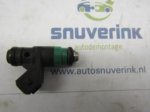 INJECTEUR Renault Megane II (BM/CM) Hatchback 2.0 16V (F4R-770) 2005 ...