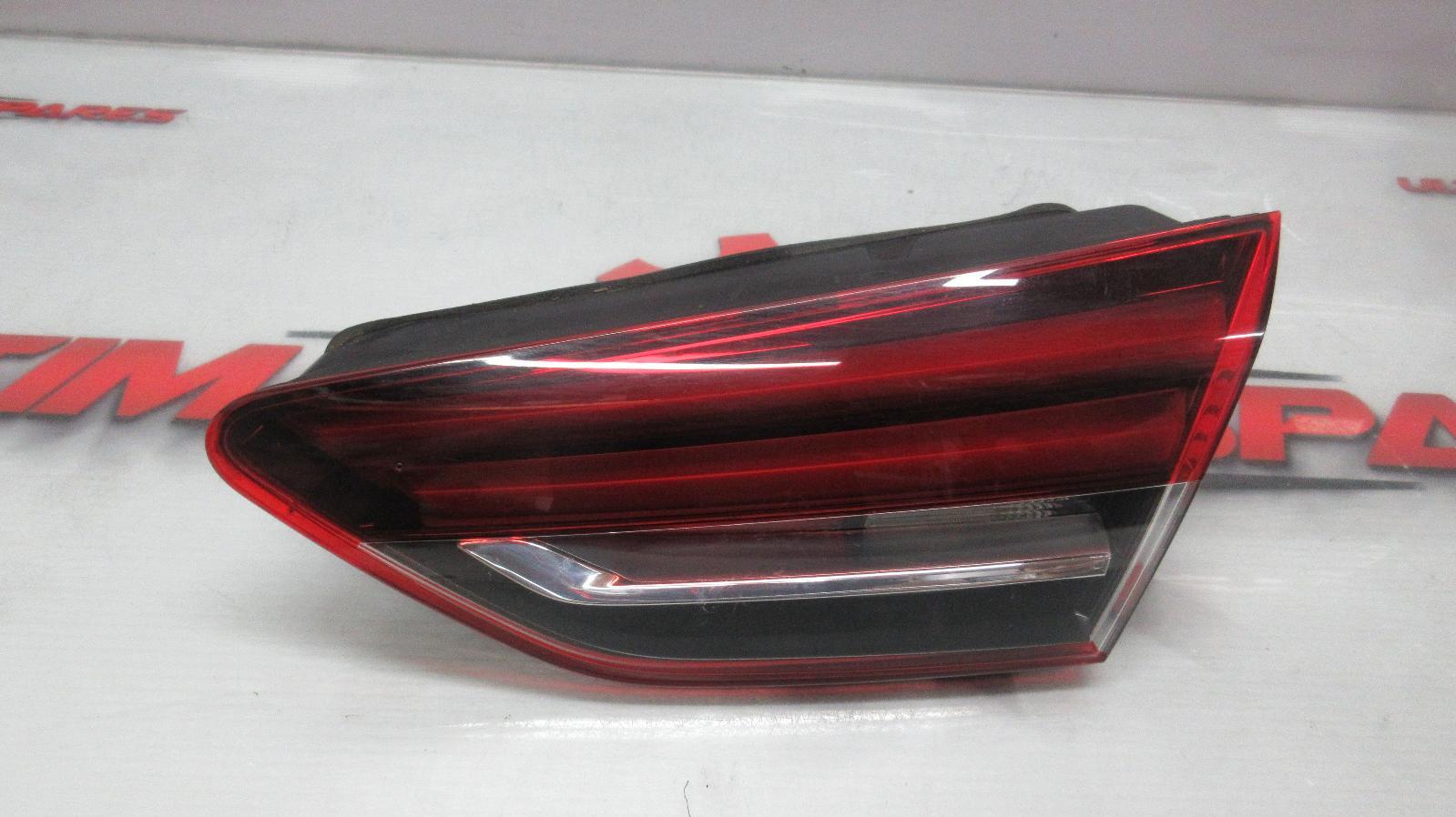 HOLDEN COMMODORE REAR GARNISH TAILGATE LAMP (RH SIDE), ZB, HATCH, NON ...