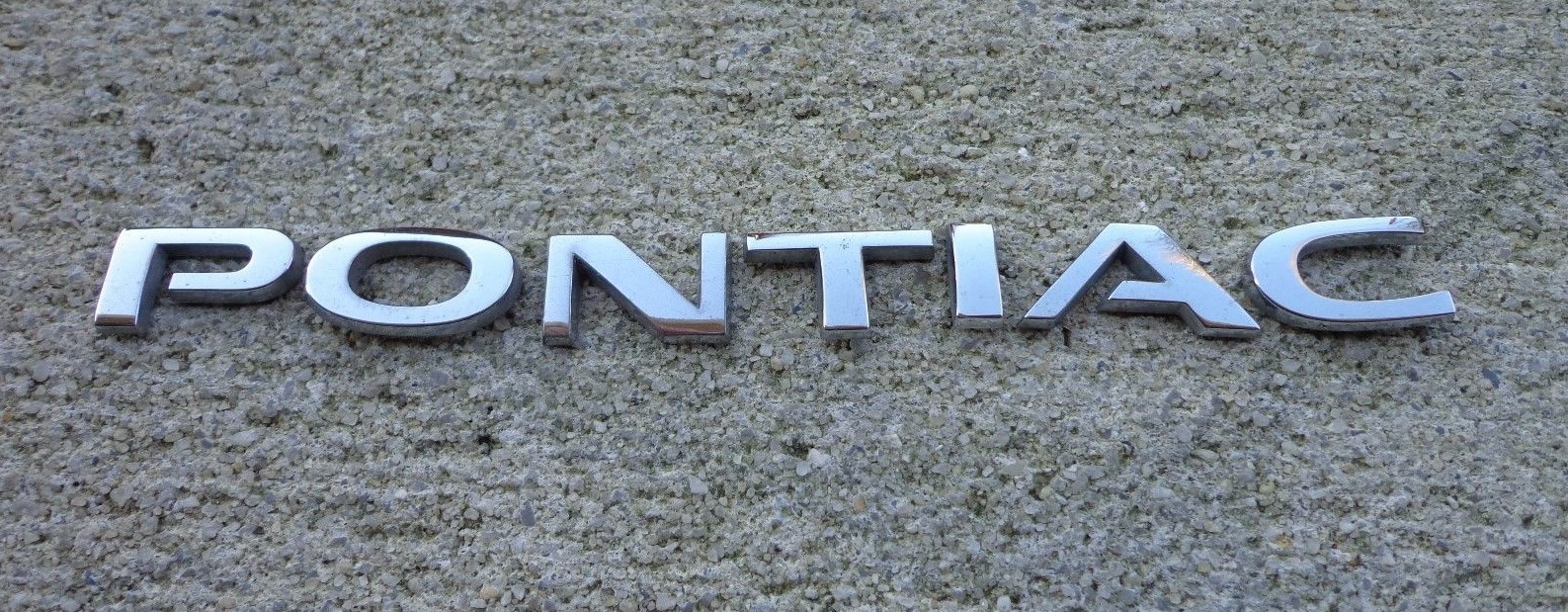 Pontiac emblem letters badge trunk GT G6 G8 V6 Grand Prix Solstice OEM ...