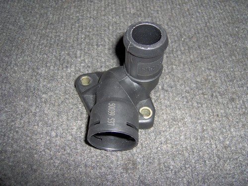 [EGU] - VW - Flansch / Kühlmittelflansch mit Dichtung - vergleiche ...