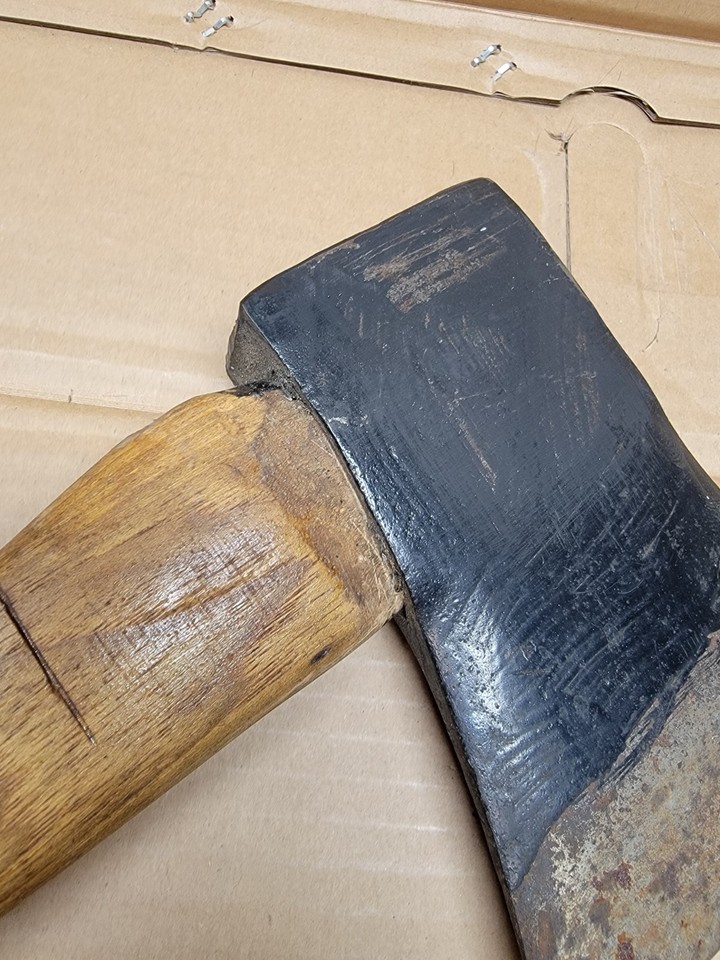 Vintage "Rare" Empire BHU Axe made by Welland-Vale Co. of Canada w ...