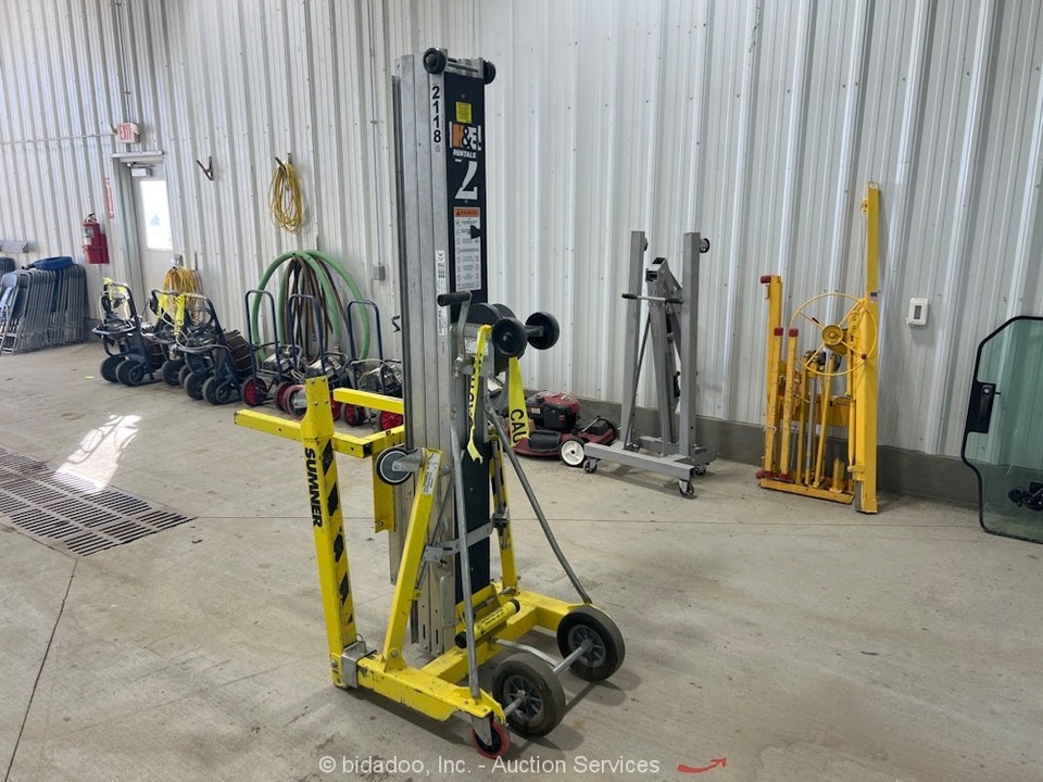 2017 Sumner 2118 18' Portable Material Lift Hoist 650 lbs Capacity Tool ...