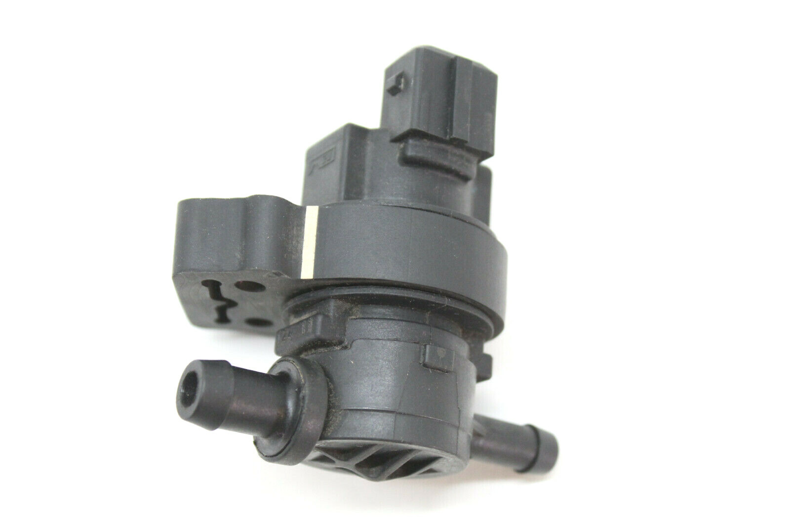2012 MERCEDES GLK 350 FUEL VAPOR CANISTER PURGE VALVE 000 470 88 93 OEM ...