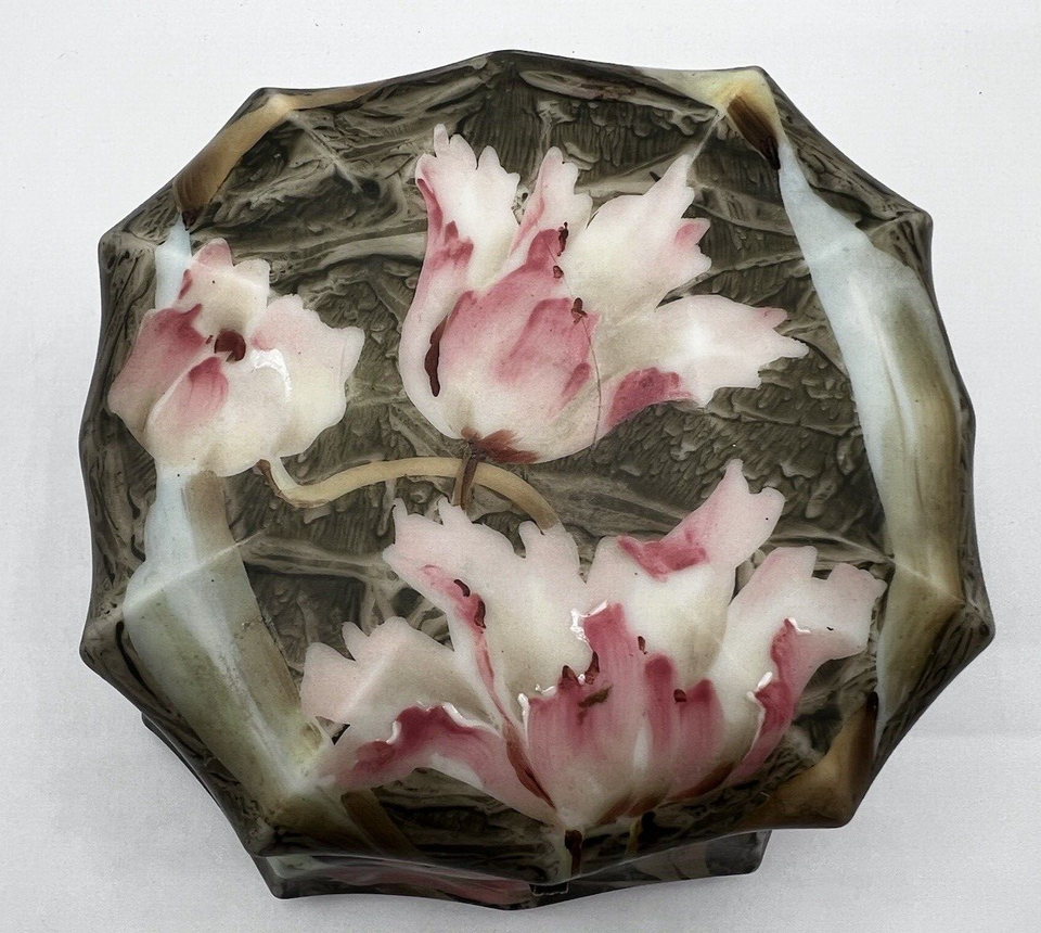 CF Monroe-Wave Crest-Kelva-Green Mottled Design Round Dresser Box-Pink ...