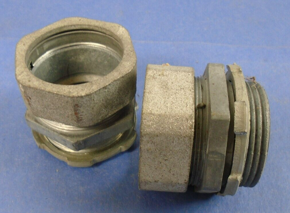 Appleton 1-1/2" Compression Style Conduit Connectors To Junction box ...