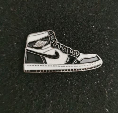 Nike Pin Mini Air Jordan Shoes Brooch Clothes Pin Backpack Badge Hat ...