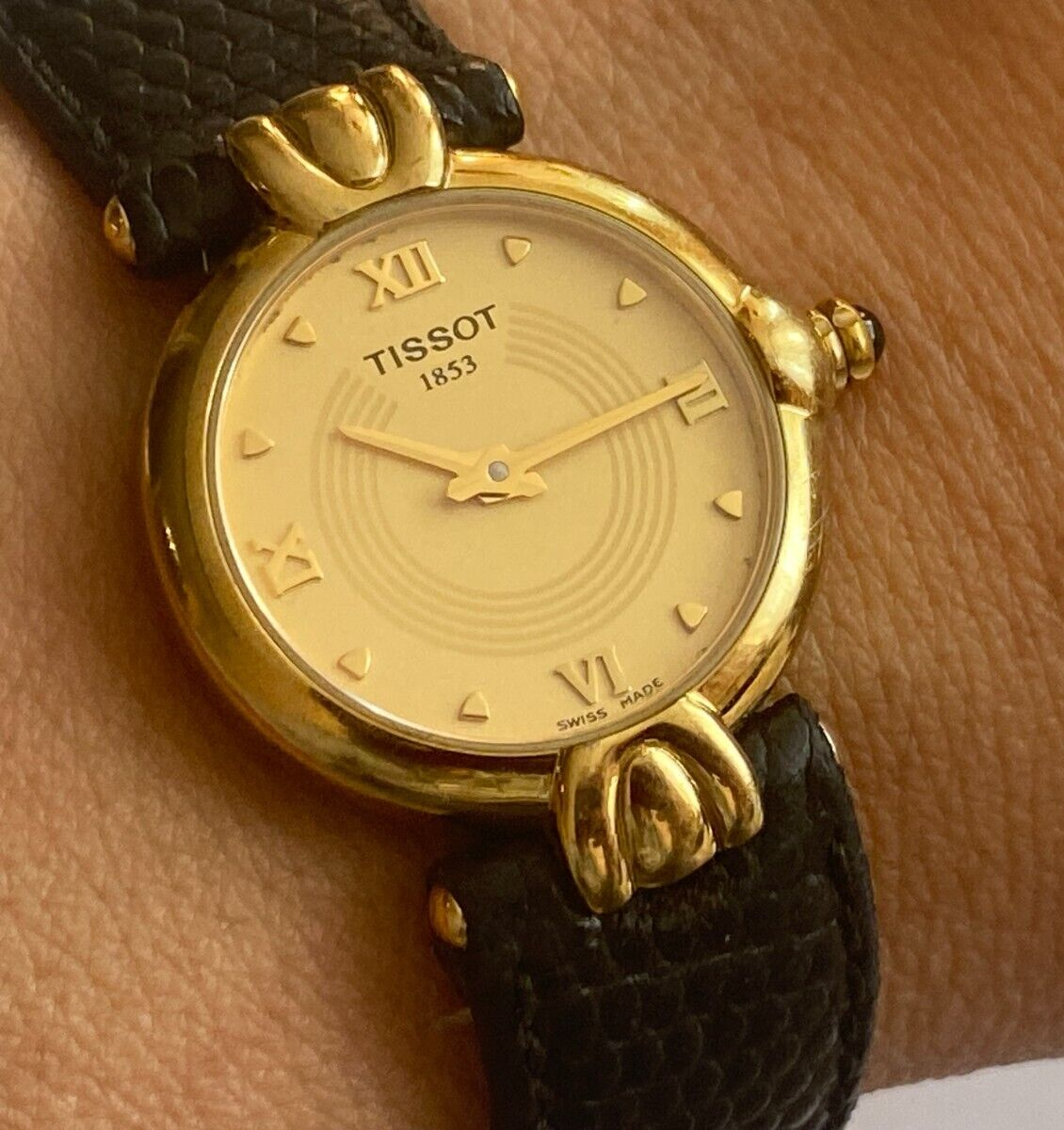 Vintage Rare Tissot 1853 Gold Plated Quartz Steel Ladies Vintage Rare Tissot 1853 Gold Plated Quartz Steel Ladies