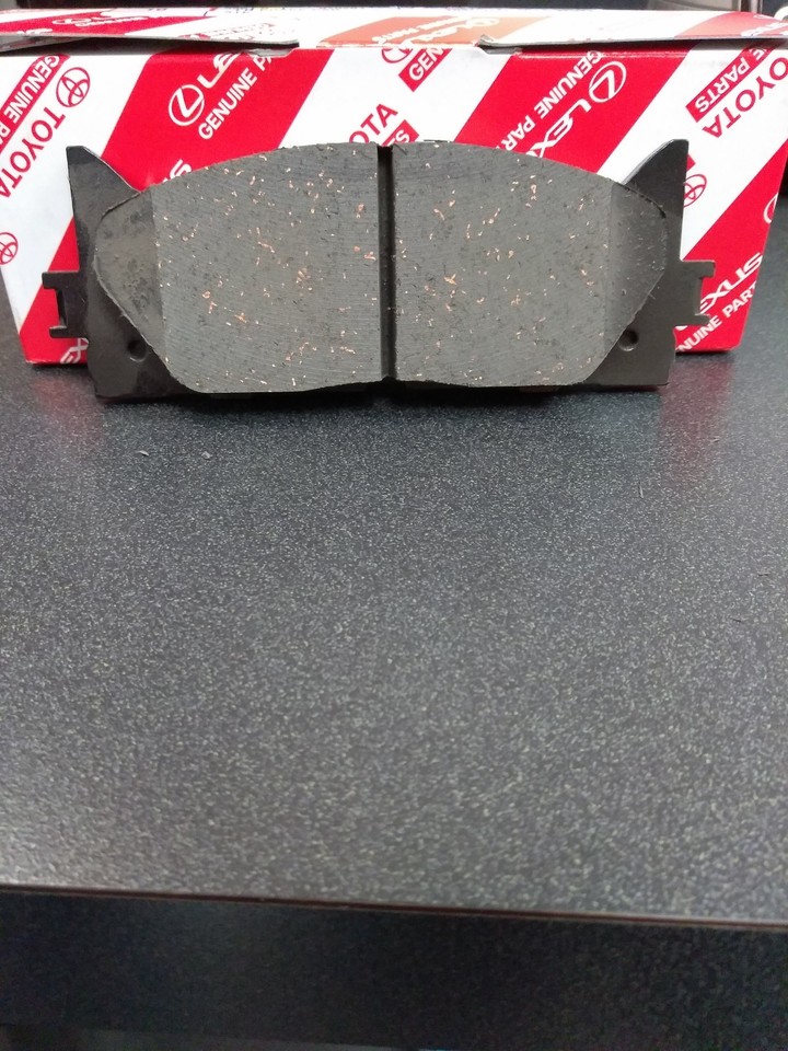 OEM Genuine 2007-2017 Toyota Camry Front Ceramic Brake Pads 04465-AZ216 ...