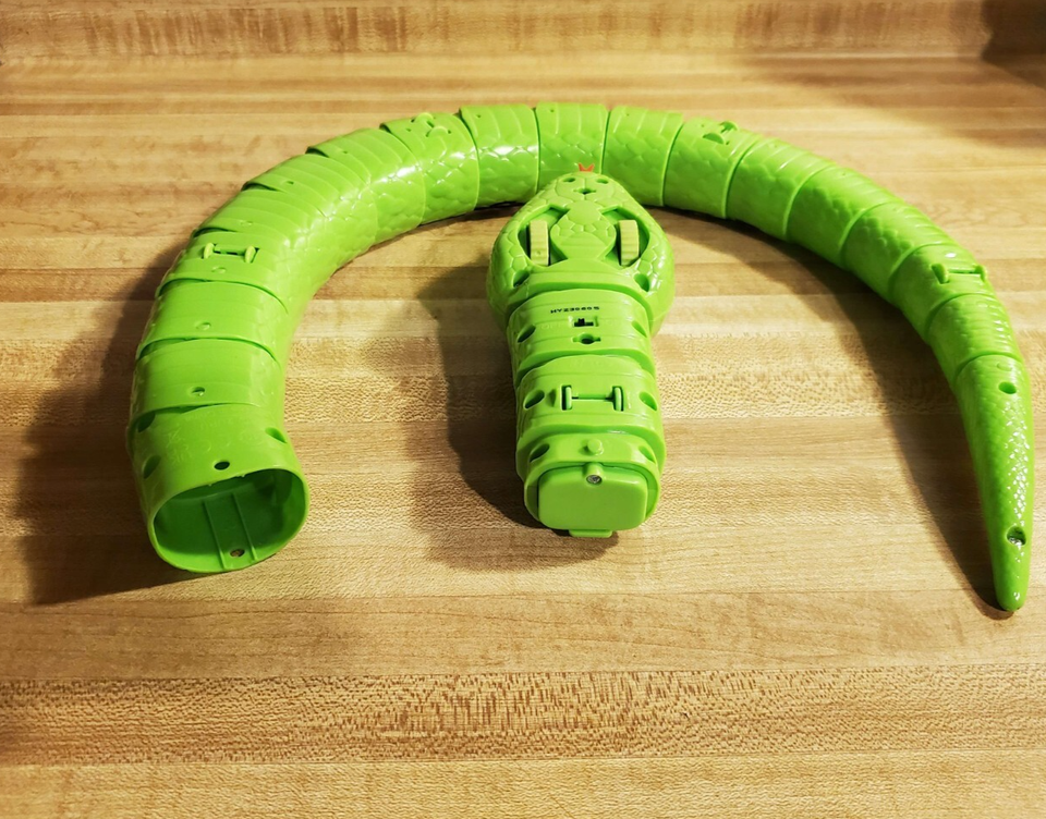 ZURU Robo Alive 31" King Python Snake Robotic Toy Pet Figure Robot ...