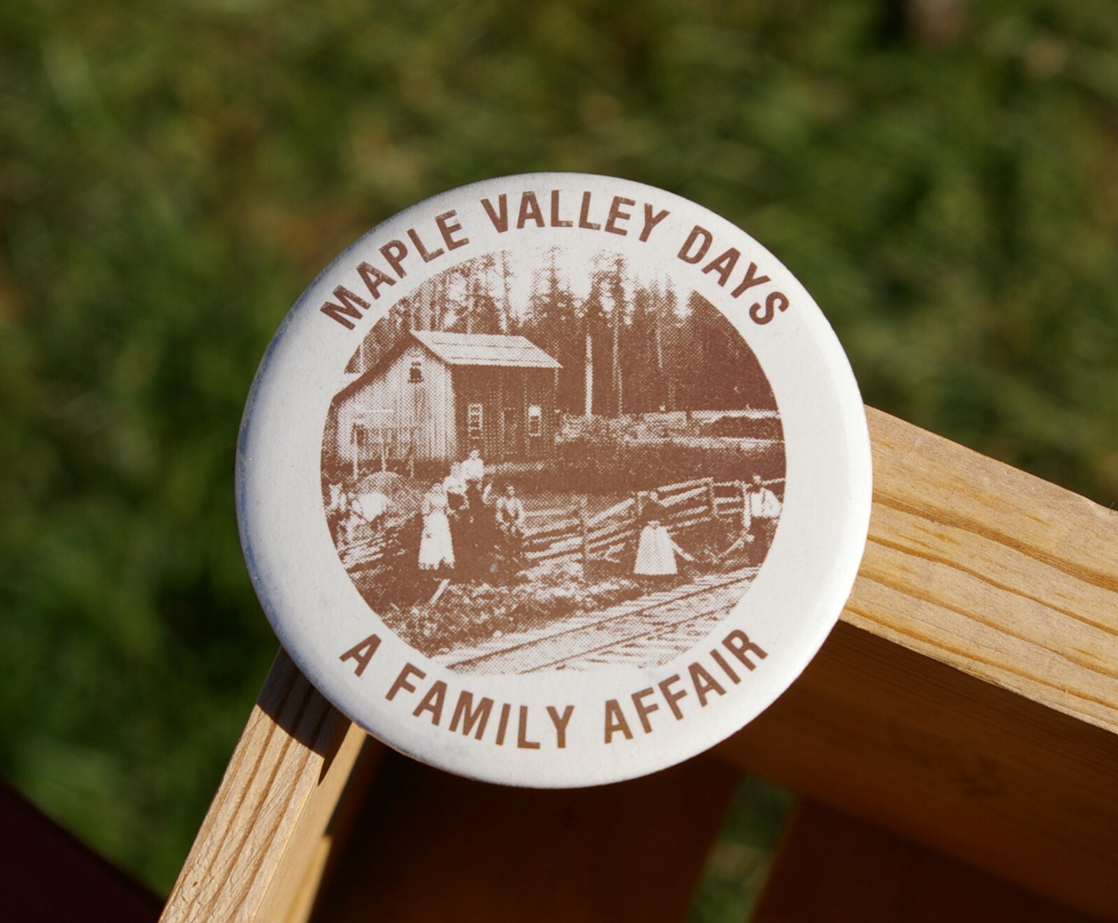 Maple Valley Days A Family Affair 2 1/4" Metal Lapel Pin Pinback Button ...
