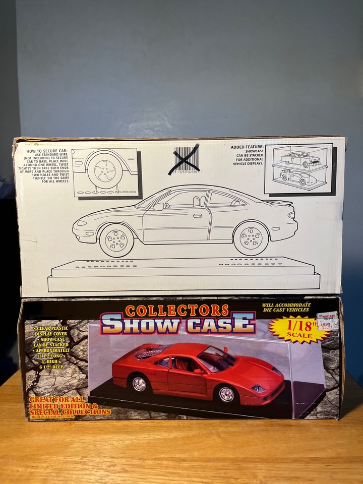 Collectors Showcase Polyfect Toys 1:18 Scale Display Case NEW | eBay