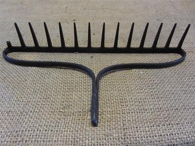 Vintage Iron Garden Rake Coat Rack Kitchen Antique Farm Old Tool Tools ...