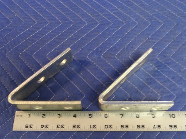 Eaton B-Line B368 Closed Angle Bracket 45* Steel 4-holes 9/16" G36 for ...