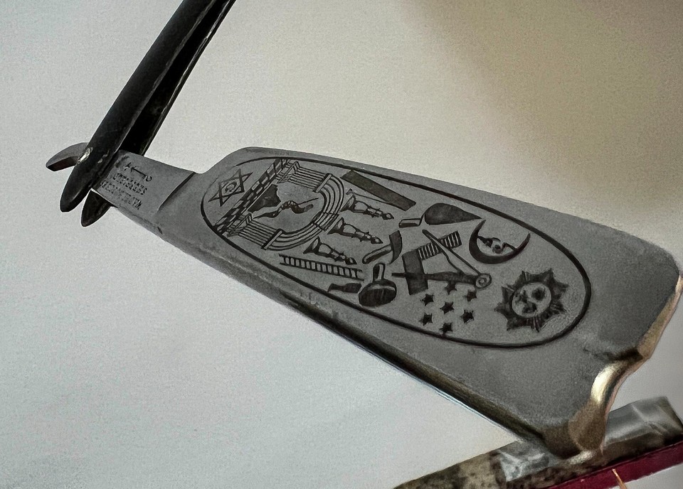 WADE AND BUTCHER STRAIGHT RAZOR SHEFFIELD MASONIC FREE MASON | eBay