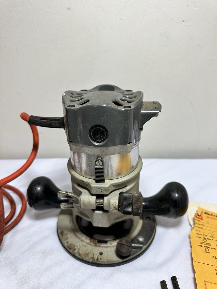 Black & Decker 7610 Fixed Base Router. 1/4" Collet & 2 Wrenches ...