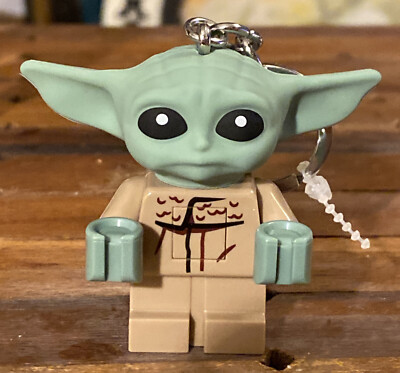 Lego Star Wars The Child (Grogu) Keychain W/Light | eBay