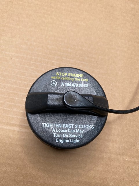 Genuine Mercedes-Benz Filler Cap Fuel Tank Cap 1664705800 for sale ...