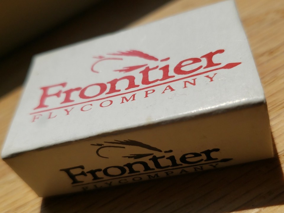 FLY FISHING FLIES MIDGE PUPA CREAM SIZE 20 FRONTIER FLY COMPANY | eBay