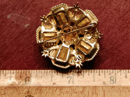 Elizabeth Reimer Arcansas Green Rhinestone Gold Tone Filigree Brooch ...