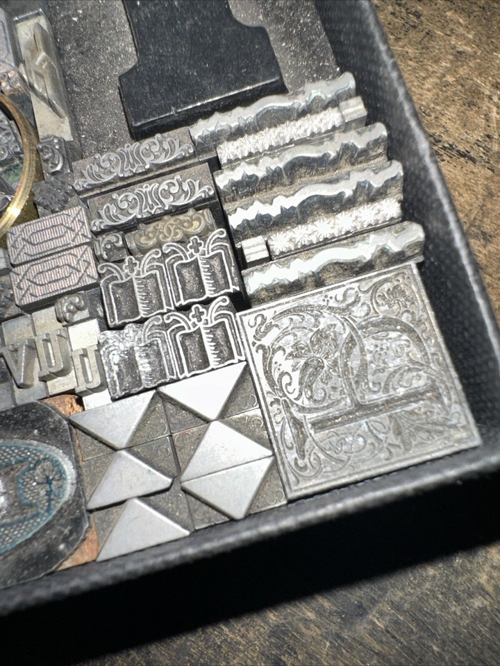 Vintage Printers Block Type Cuts Dingbats Variety of Designs Beautiful ...