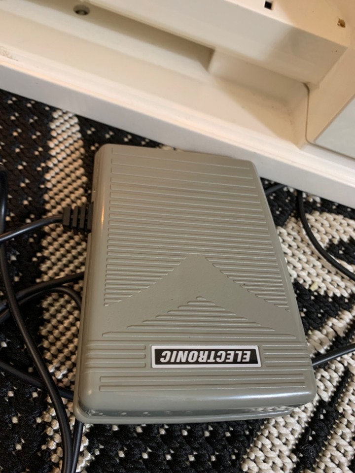 ELNA COMPUTERIZED SEWING MACHINE 7000 | eBay