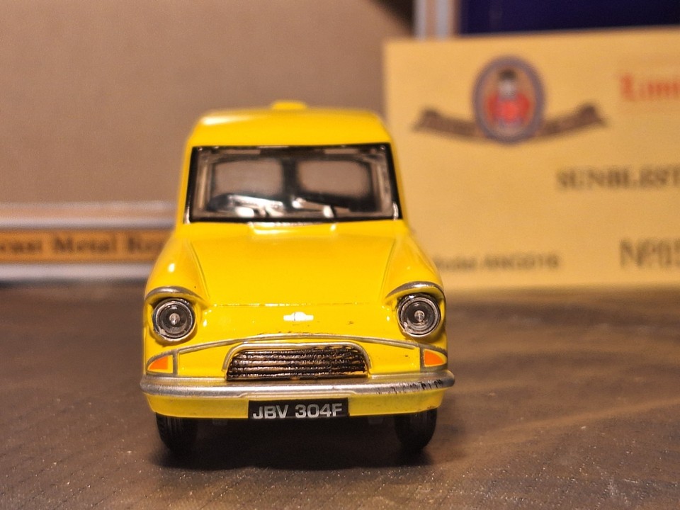 OXFORD DIECAST 1:43 FORD ANGLIA VAN - SUNBLEST BREAD ANG016 (LIMITED ...