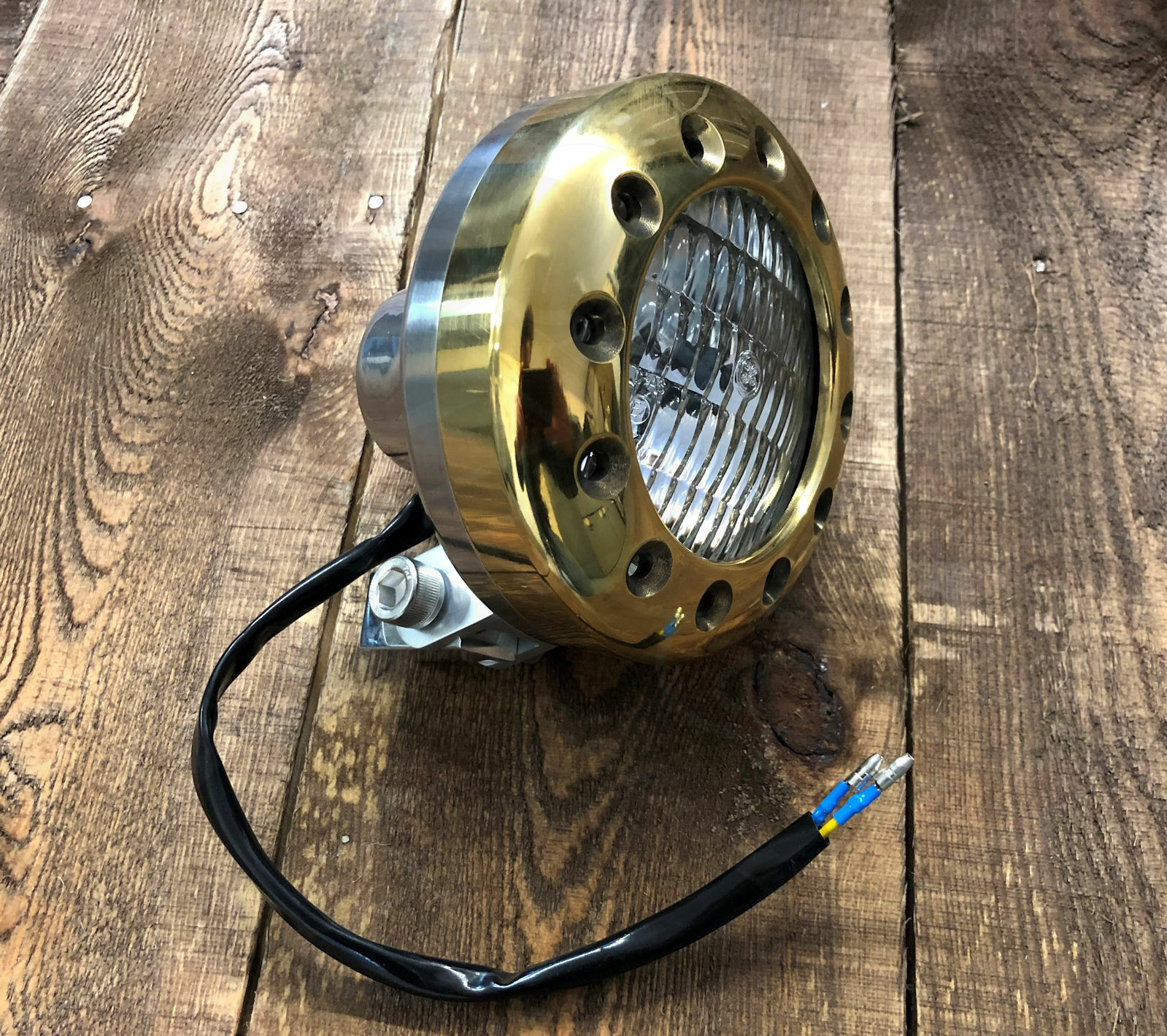 Motorcycle Solid Brass Drilled Rim Aluminium CNC Back 5" Headlight Cafe ...