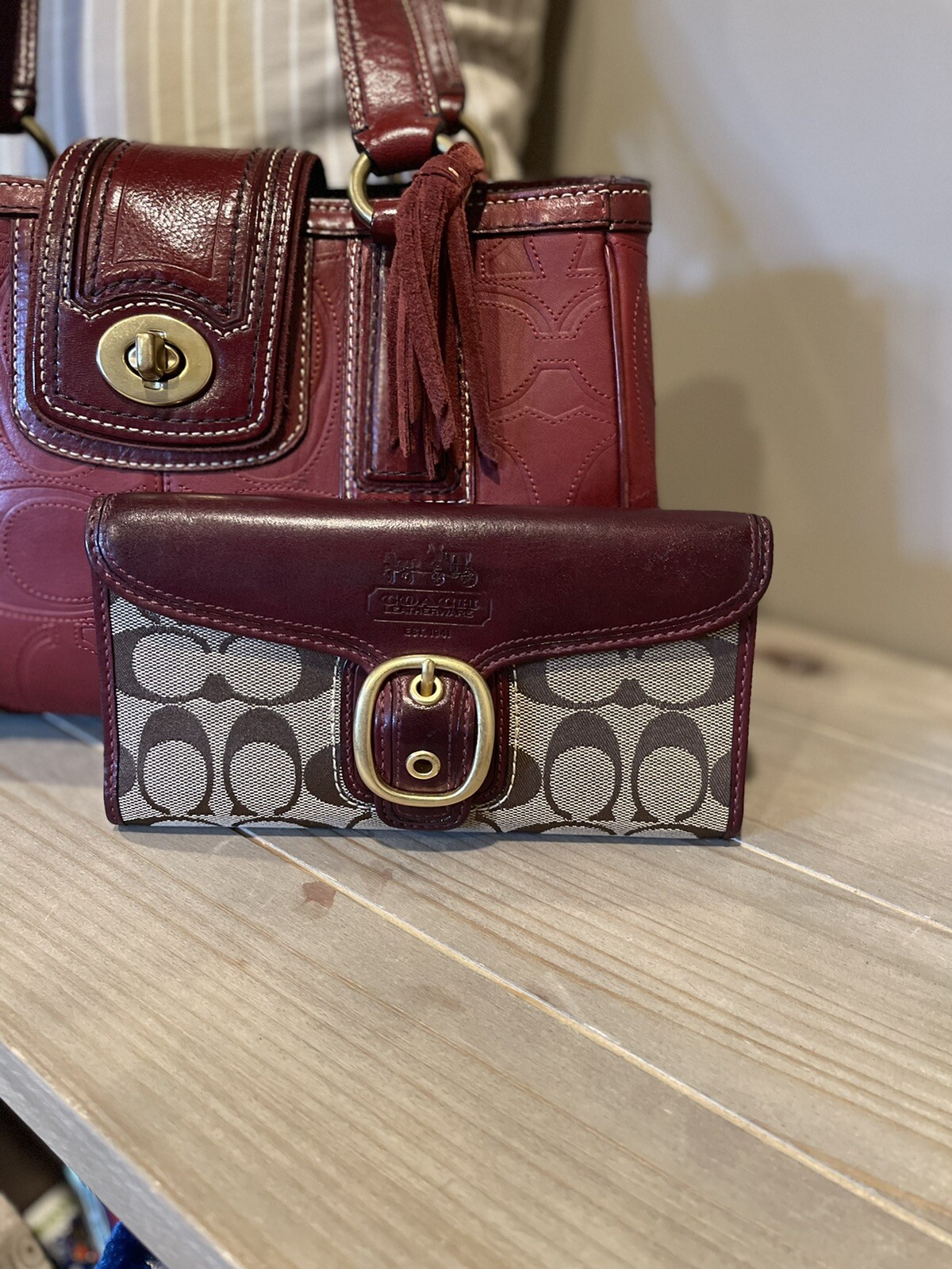 Coach Vintage Hampton Signature CBurgundy/Red Embosse… - Gem