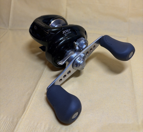 Shimano Green Curado 201e7 7:1 Baitcaster Fishing Reel Carbontex Ships ...