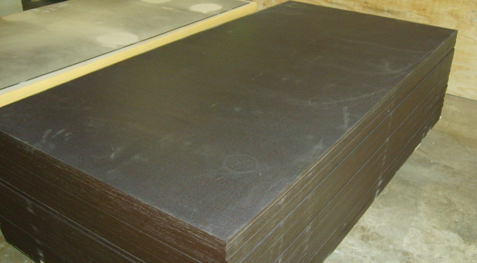 PHENOLIC RESIN MESH PLY PLYWOOD 18MM TRAILER FLOOR FLOORING 8 X 4 | eBay UK