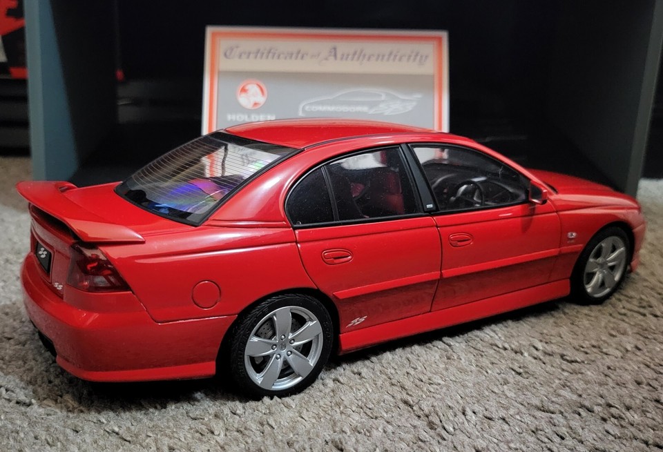 1:18 AUTOART Holden VY SS Commodore sedan in Hot Red | eBay Australia