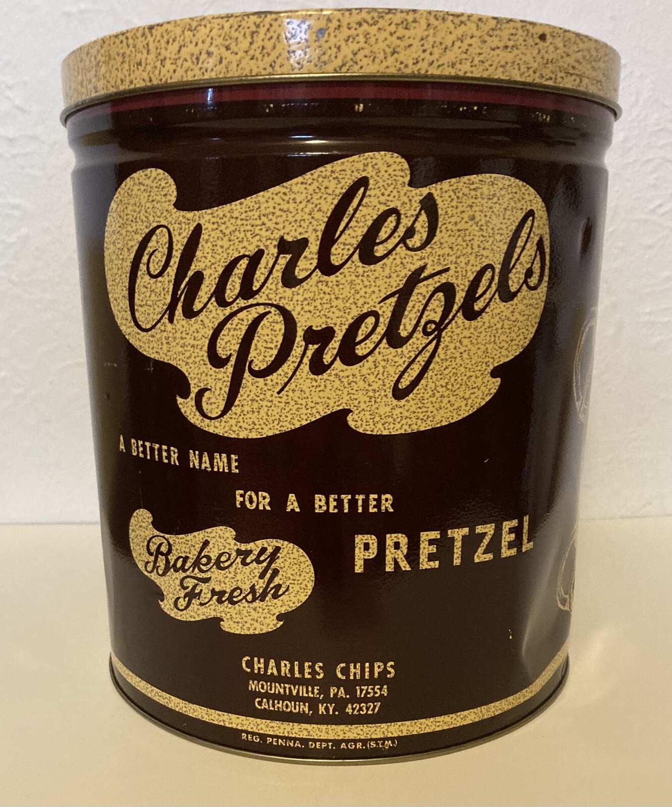 Vintage 1960's CHARLES PRETZELS Tin 9.5” X 8.5" Great Graphics! PA and ...