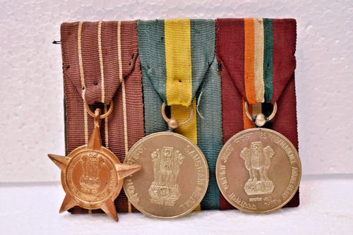 Vintage Indian Military Medal Set 1971 Indo-Pakistan War Sangram Poorvi ...