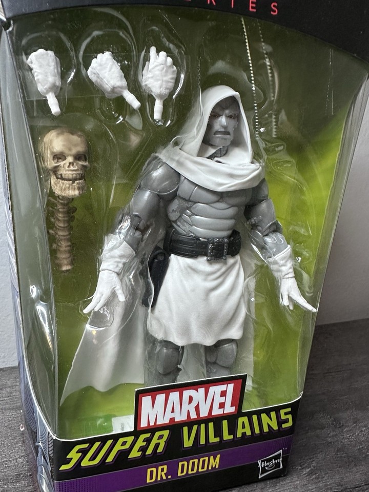 Marvel Legends Dr. Doom Super Villains Xemnu BAF Battleworld Doom White ...