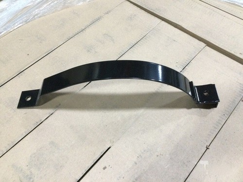 NAVISTAR 3832556C1 RETAINING STRAP MUFFLER SUPT FRONT ASSY 5340-01-568 ...