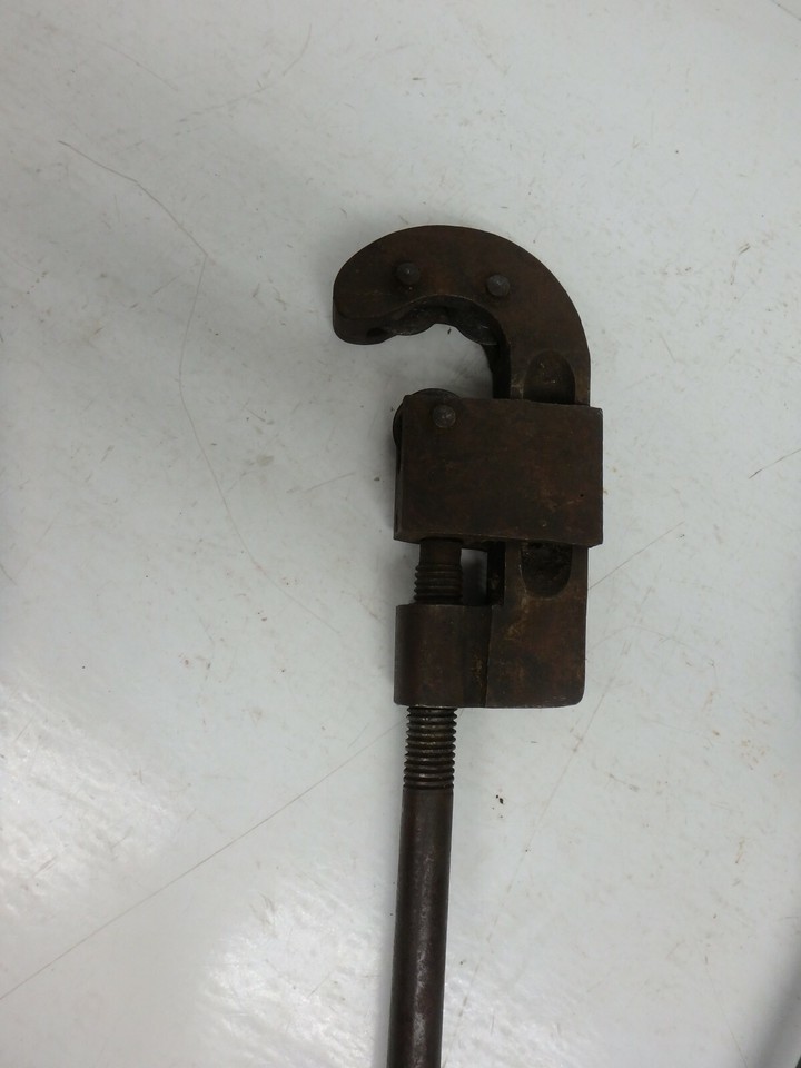 Vintage Pipe Cutter Genuine Barnes No.1S 17"L cuts up to 1.5" Also 14"L ...